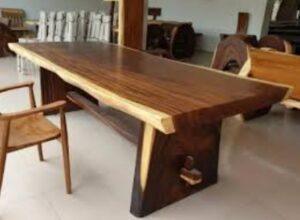 Keindahan dan Kekuatan Meja Kayu - Sanindo Mebel